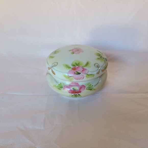 Unbranded | Accents | Vintage Japan Raised Enamel Floral Lidded Dresser ...